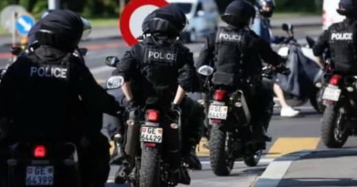 La police suisse menace de ne plus appliquer les règles du COVID-19 ...