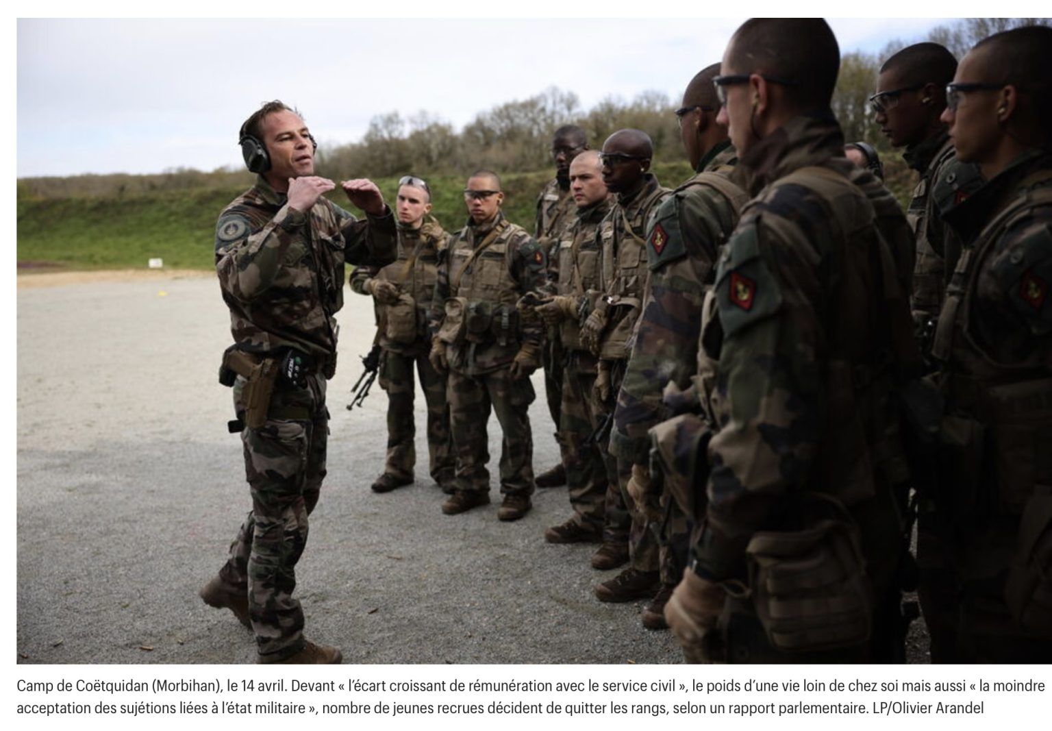 Pourquoi les soldats plaquent-ils l’armée ? – Profession Gendarme